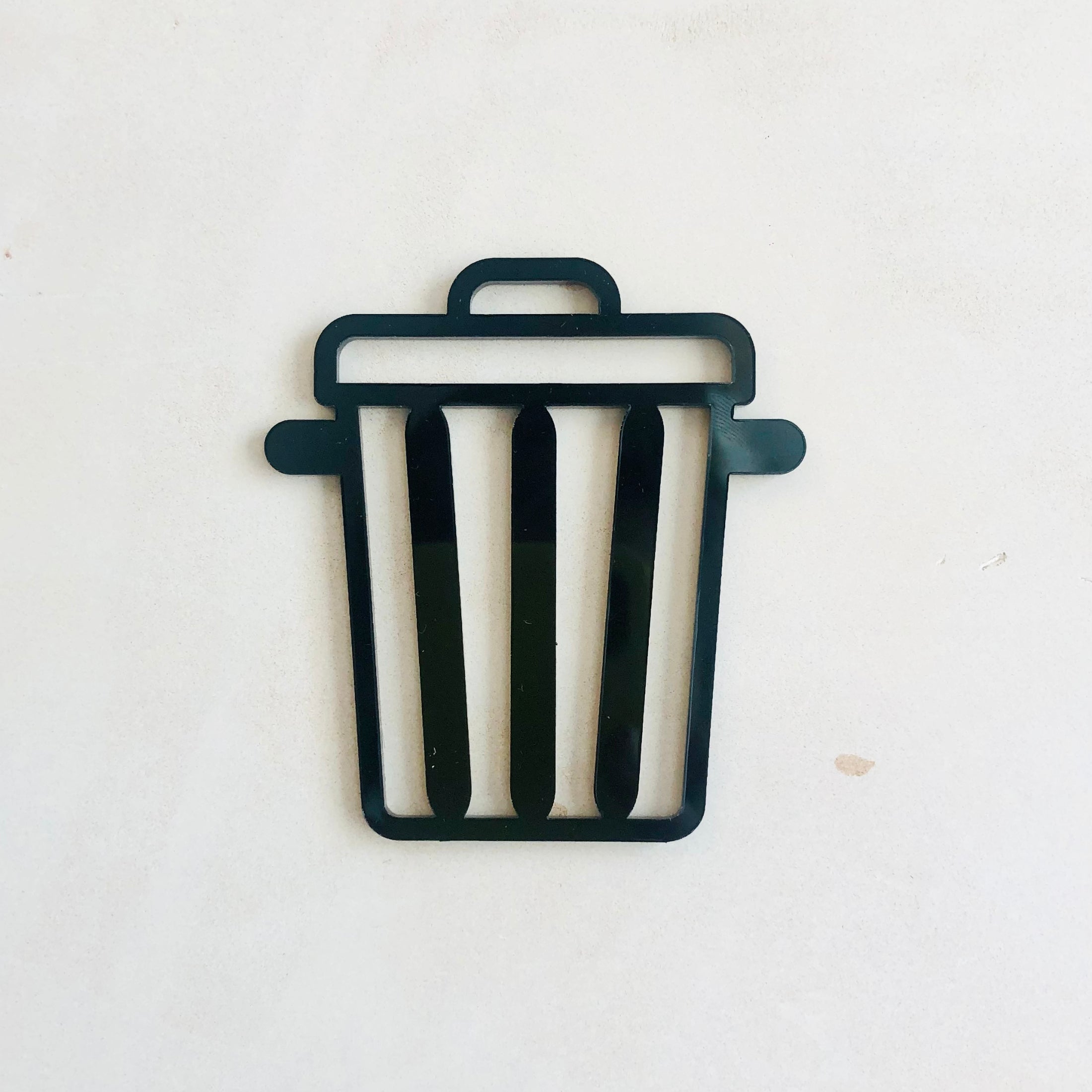 Stylish RUBBISH BIN Door Sign | For Homes & Businesses | Easy Install ...